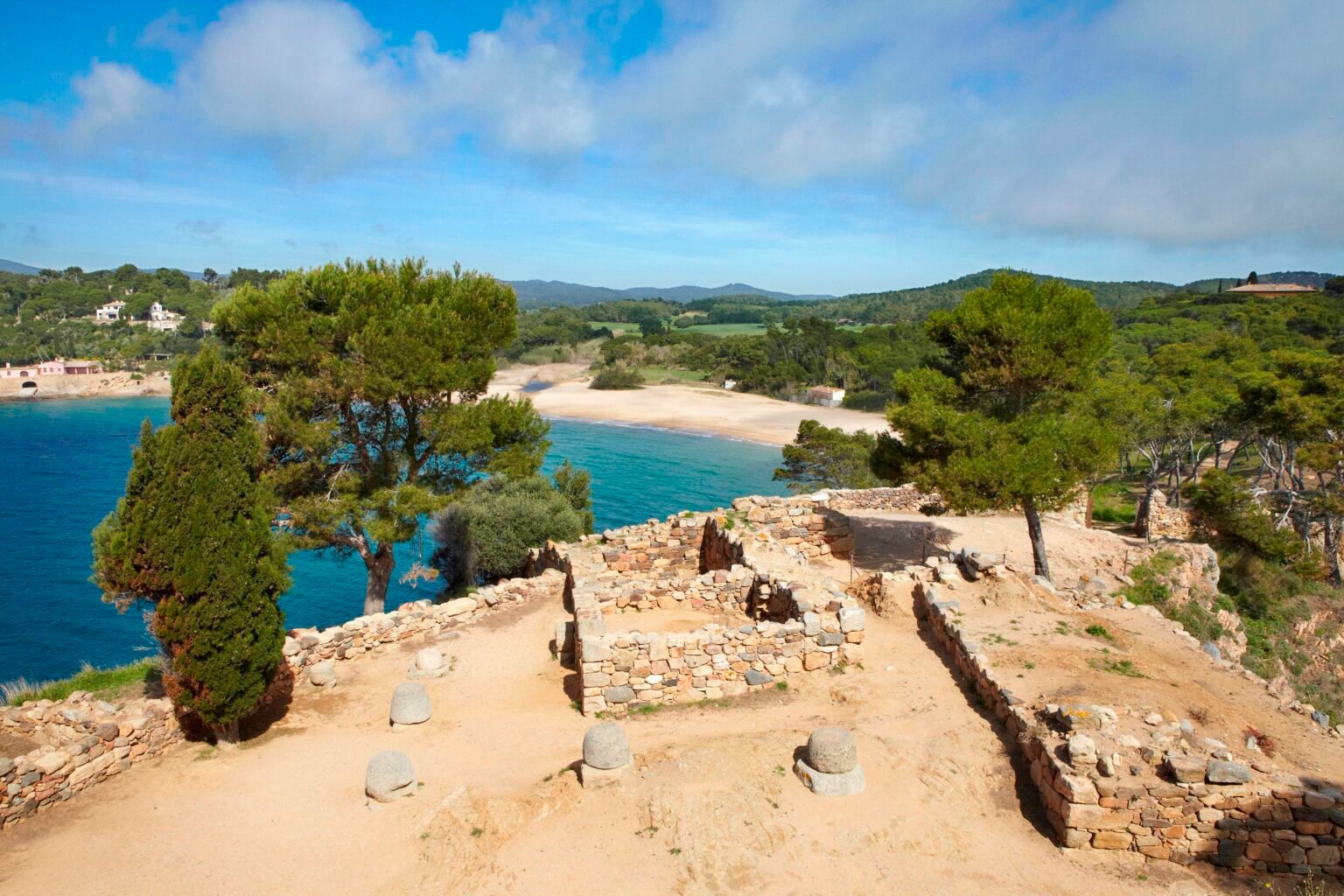 Visita guiada "Els ibers i el mar" al poblat iber de Castell (Paratge ...